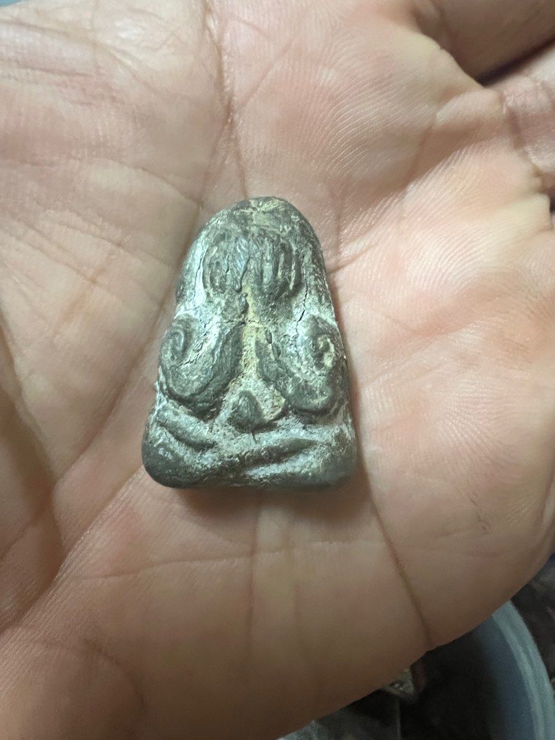Pidta amulet, Hobbies & Toys, Collectibles & Memorabilia, Religious ...