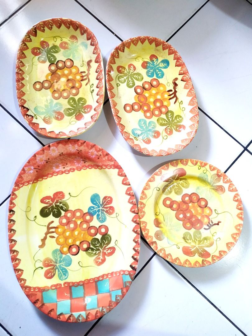 Piring keramik motif Buah2an, Perabotan Rumah di Carousell