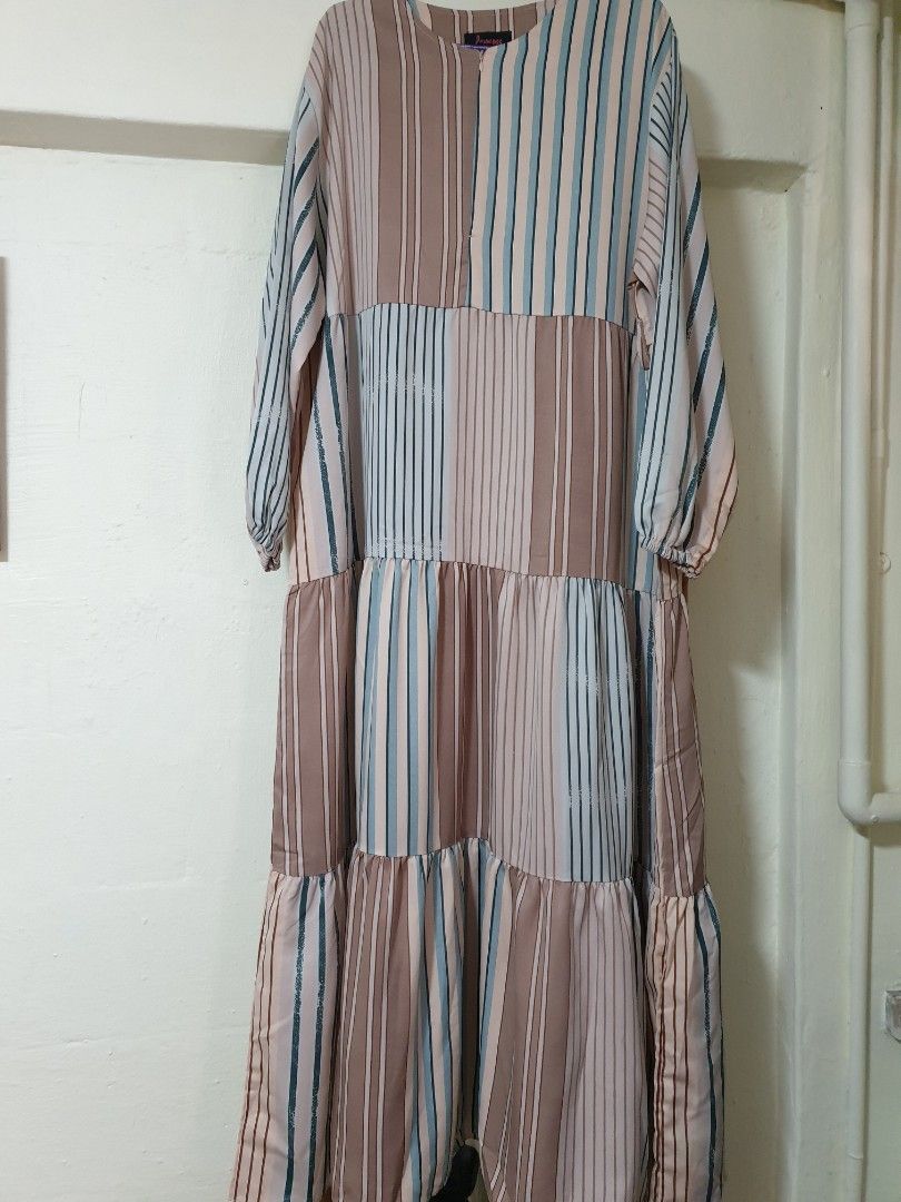 Plus Size Long Dress (PTP 65CM), Women's Fashion, Muslimah Fashion ...