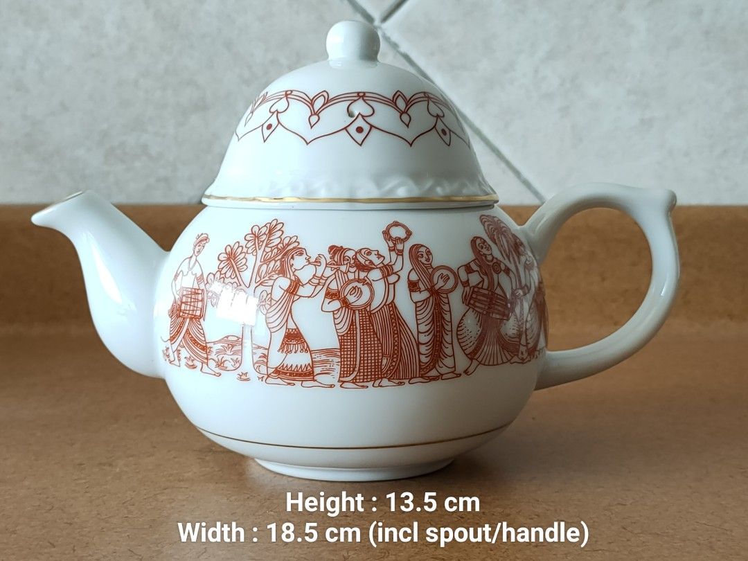 Porcelain Teapot by Mlesna, Furniture & Home Living, Kitchenware ...