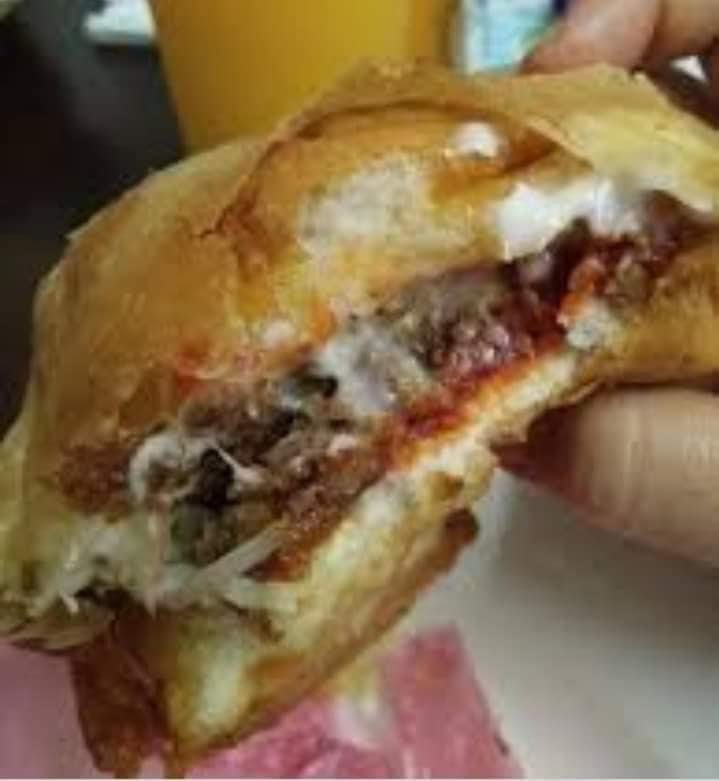 Roti Baghdad Ayam & Daging, Food & Drinks, Local Eats on Carousell