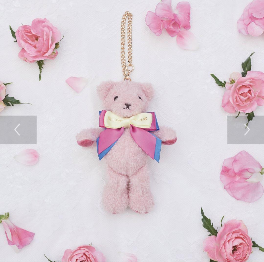 Sailor Moon Cosmos Maison de FLEUR Bear Charm, Hobbies & Toys ...