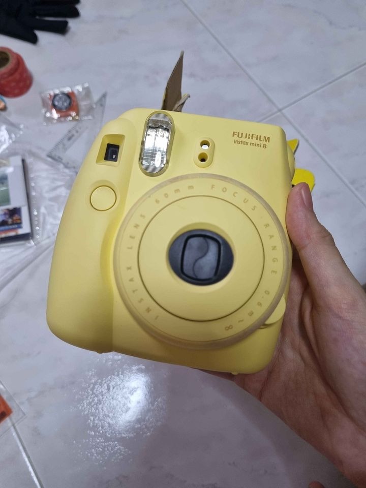 spoilt instax mini 8, Photography, Cameras on Carousell