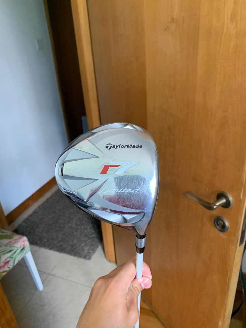 Taylormade R7 Driver, Sports Equipment, Sports & Games, Golf on Carousell