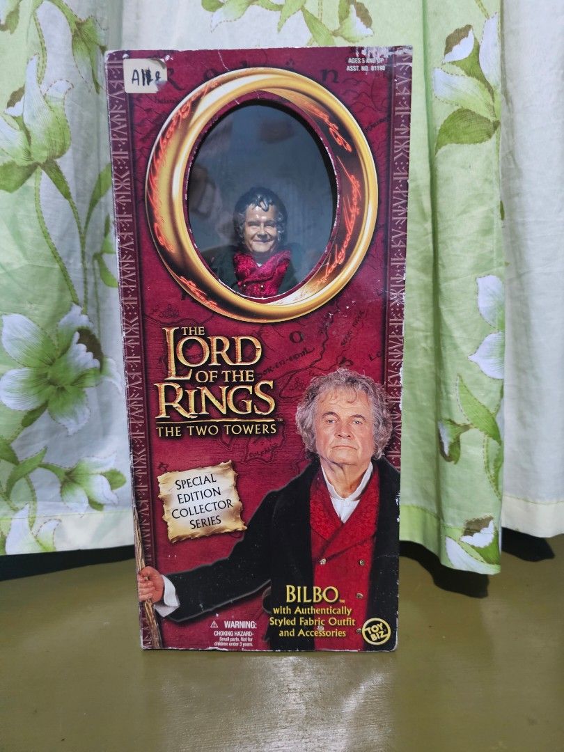 Toy Biz Lord of theRings Bilbo Baggins Figure on Carousell