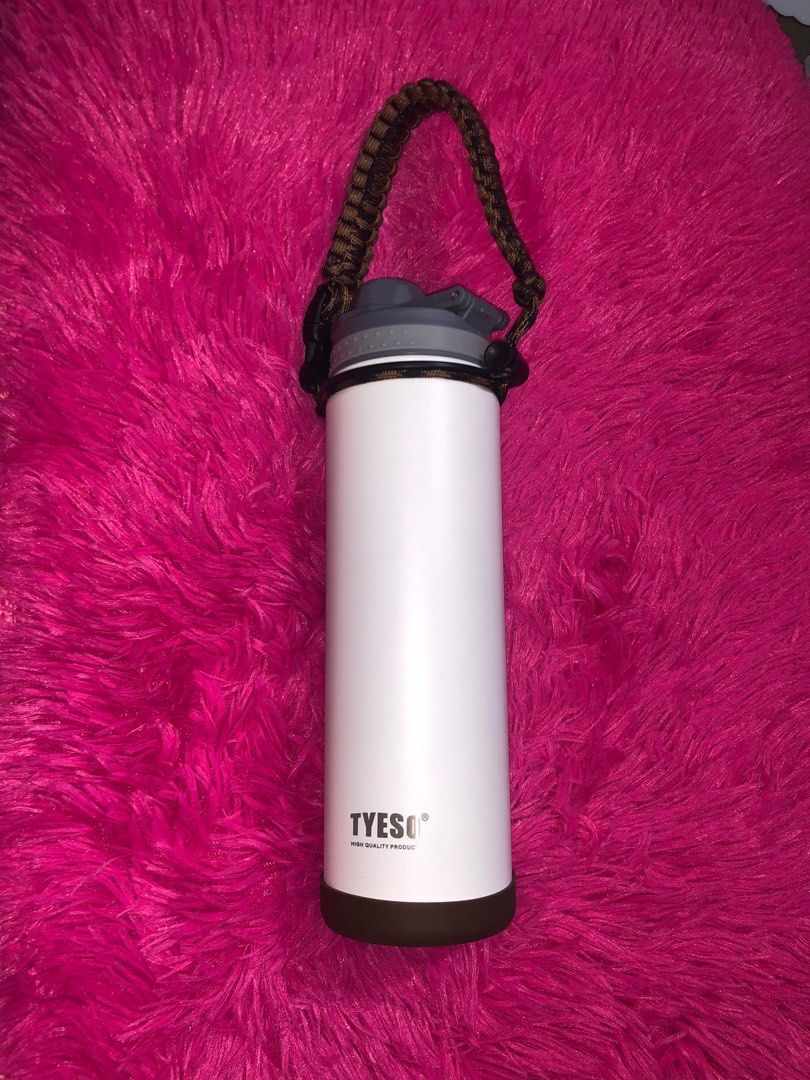 Tyeso Water Bottle, Synopsis Take All for 1k! on Carousell