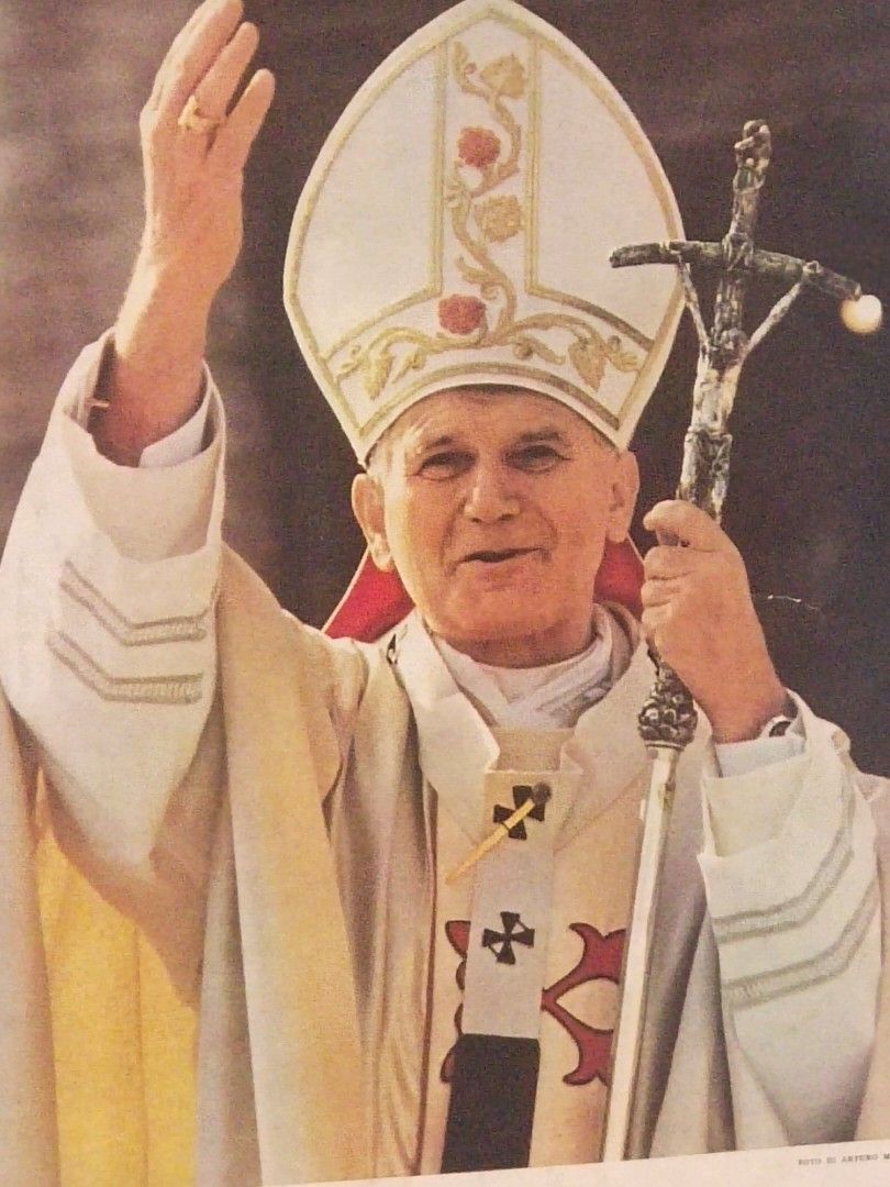 vintage POPE JP II Classic Poster/1980s era/Nice to Post on Carousell