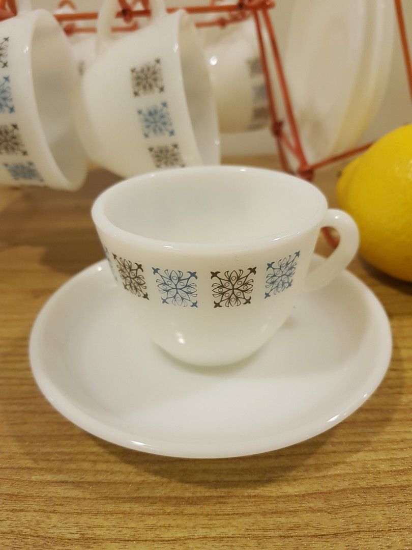Rare Vintage Pyrex Chelsea Espresso cup, Furniture & Home Living ...
