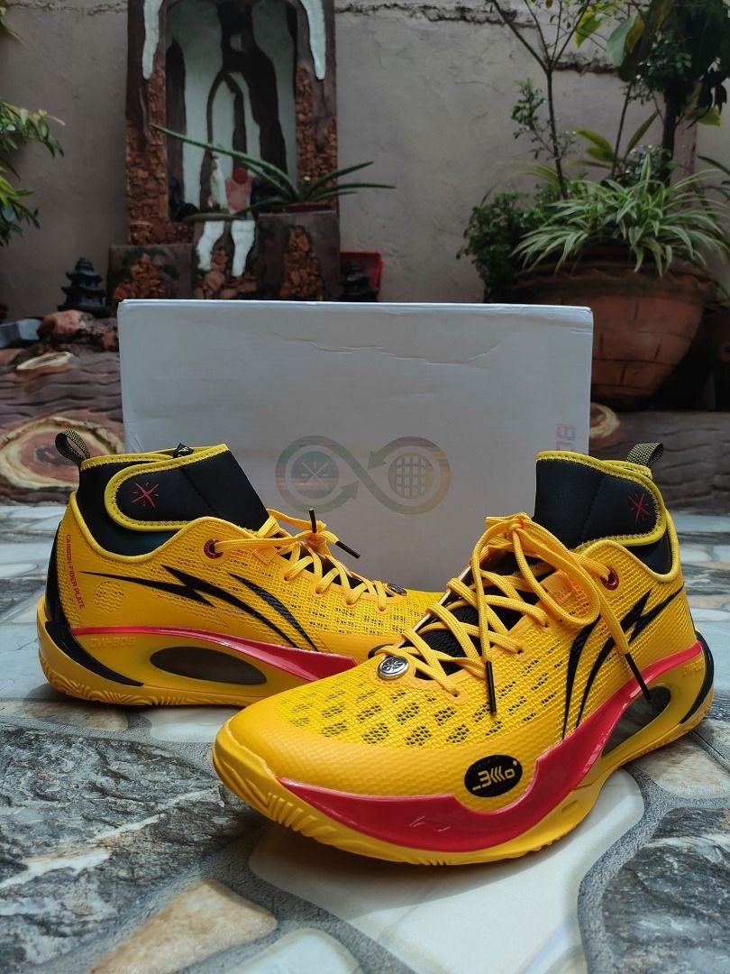 Wade 808 2 Ultra V2, Men's Fashion, Footwear, Sneakers on Carousell