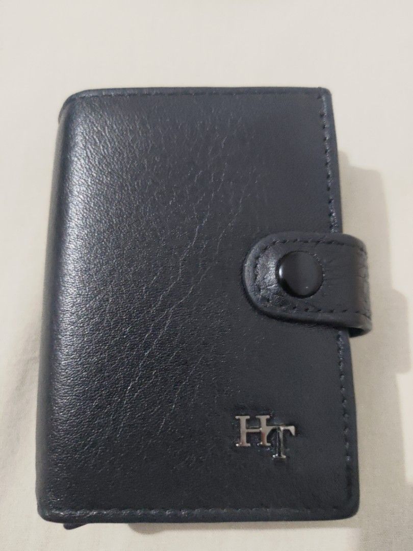 Wallet Hugo torch smart slide brand new, Fesyen Pria, Tas & Dompet ...