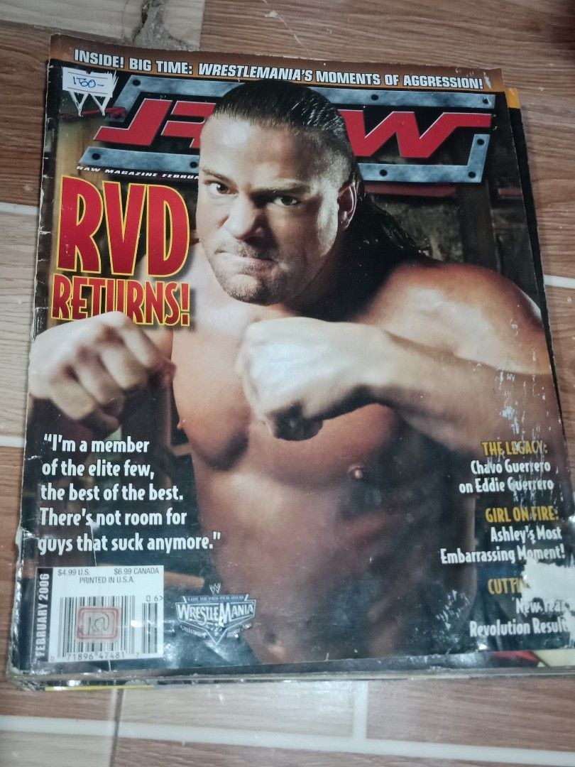 WWE RAW MAGAZINE, Hobbies & Toys, Books & Magazines, Magazines on Carousell