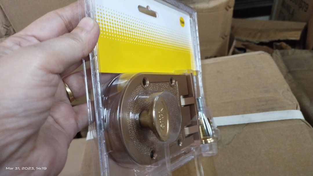 Yale rim locks deadlocks for sliding door V198 1/4GL double cylinder ...