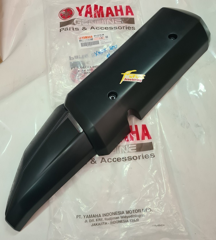 Yamaha XMAX 300 Exhaust Protector and End Cap (Genuine Yamaha Spare ...