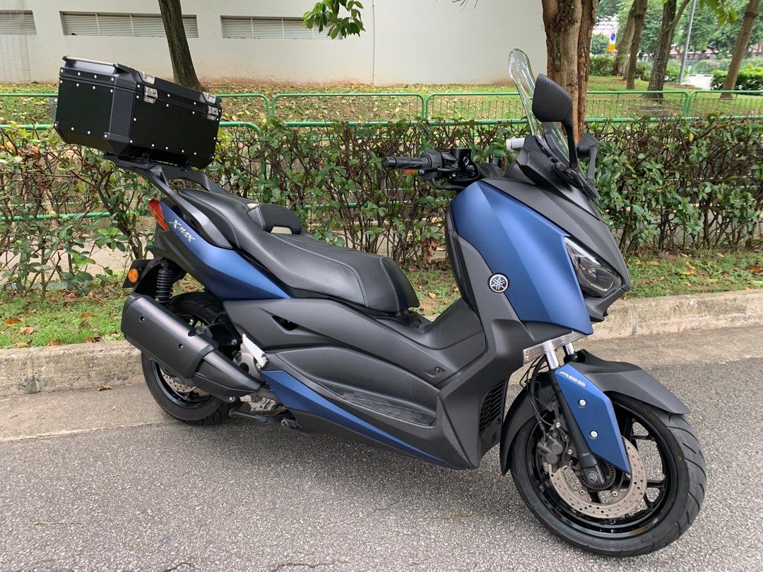 Yamaha Xmax 300-ABS Matte Metallic Blue Color. One Meticulous Owner ...