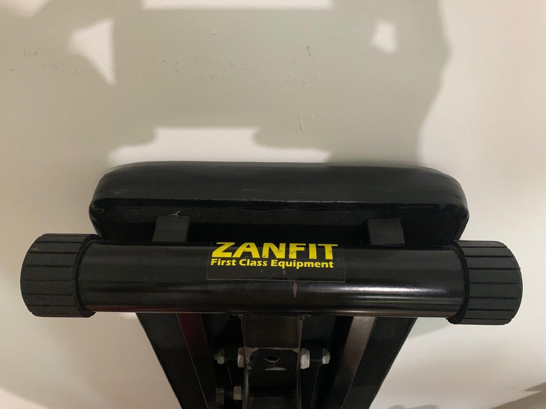 Zanfit Workout Bench, Sports Equipment, Exercise & Fitness, Weights & Dumbbells on Carousell