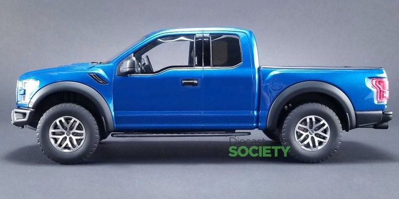 1:18 Ford F-150 Raptor (2017) GT Spirit, Hobbies & Toys, Toys & Games ...