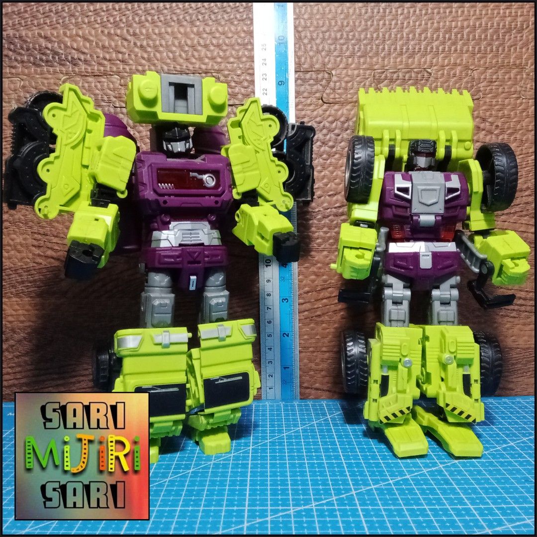 3rd Party NBK Transformers: Devastator (21 inches) on Carousell
