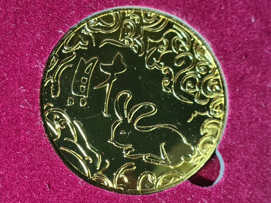 8 Gold coin set (Rabbit Zodiac), Hobbies & Toys, Memorabilia ...