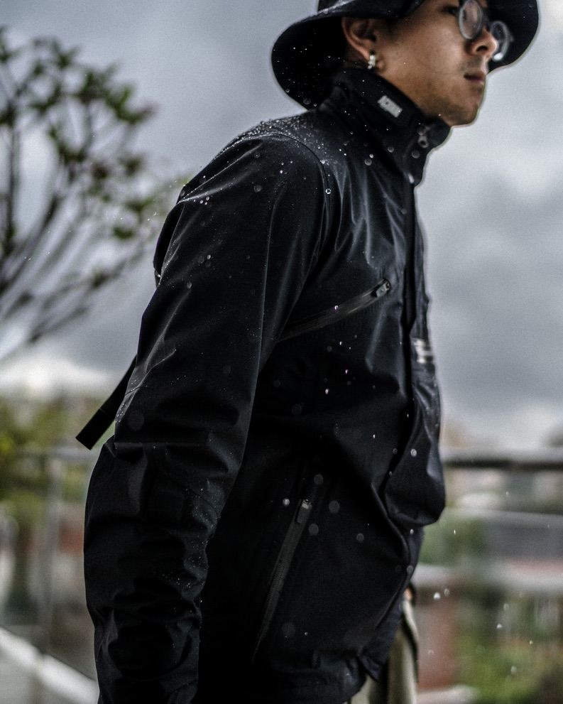 Acronym J1A-GTPL, Men's Fashion, Coats, Jackets and Outerwear on Carousell