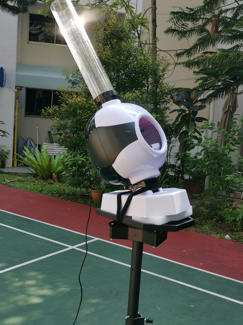 Badminton auto servicer, Sports Equipment, Other Sports Equipment and ...