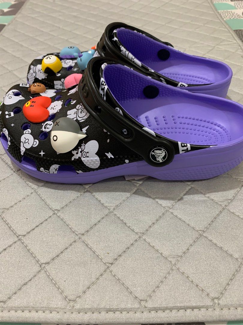BT21 x Crocs Clogs, Women's Fashion, Footwear, Slippers and slides on ...