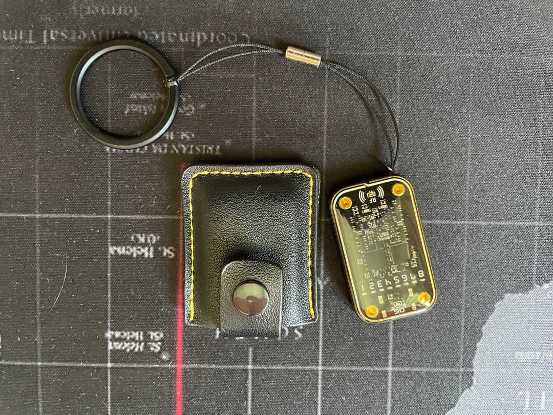 Chameleon Tiny Professional with bluetooth, Furniture & Home Living ...