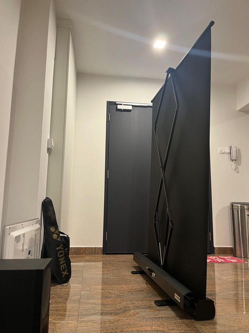 INNOVATIVE 60-Inch Projector Screen - Compact & Stable, TV & Home ...