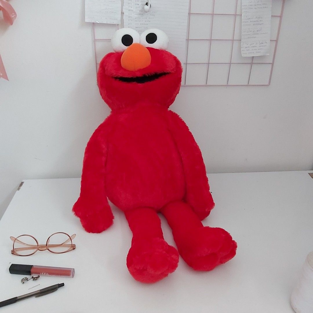 Elmo from sesame street, Hobbies & Toys, Collectibles & Memorabilia ...