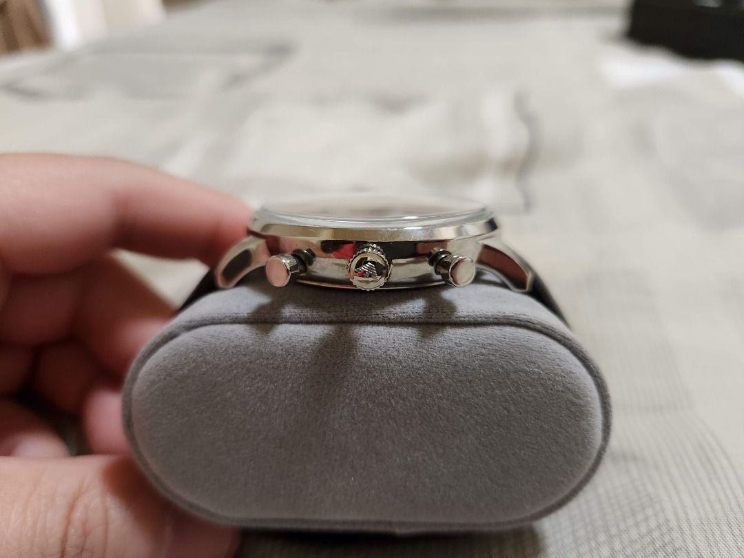 Emporio Armani Leather Watch AR0385, Luxury, Watches on Carousell