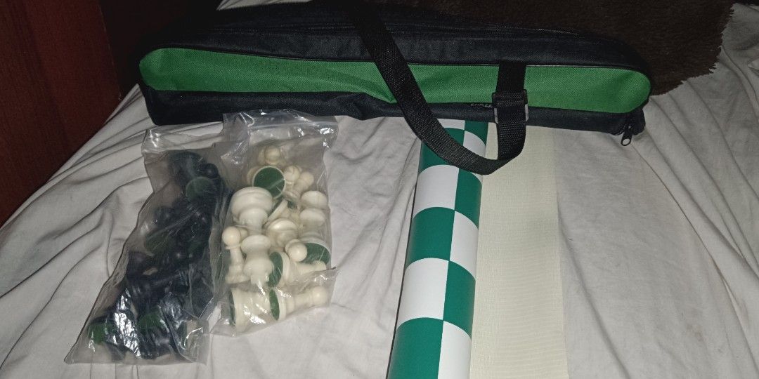 Eureka chess set on Carousell
