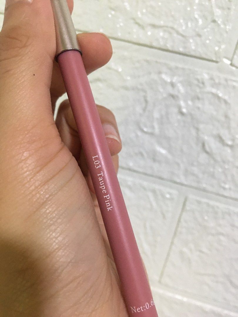 Face Secret Lip Liner, Beauty & Personal Care, Face, Makeup on Carousell