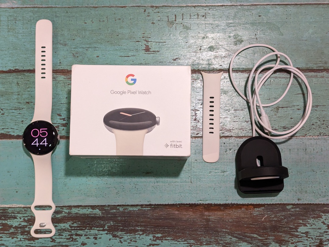 Google Pixel Watch White band, Mobile Phones & Gadgets, Wearables ...