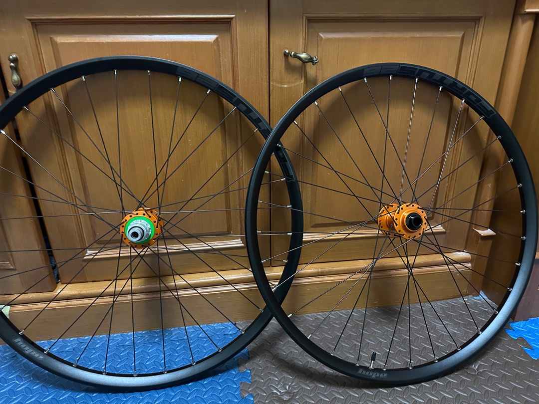 Hope pro 4 XD Wheelset 27.5, Sports Equipment, Bicycles & Parts, Parts ...