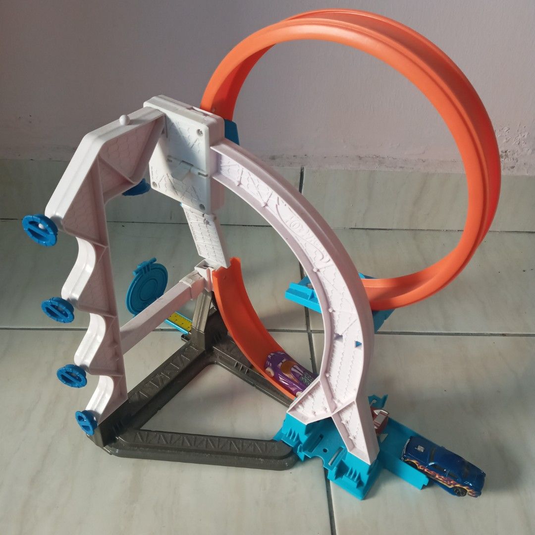 Hotwheels Roller Coaster, Hobbies & Toys, Toys & Games on Carousell