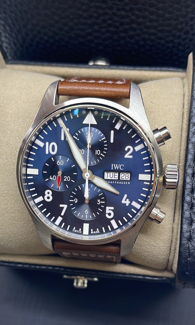 IWC Pilot Chronographs, Men's Fashion, Watches & Accessories, Watches on Carousell