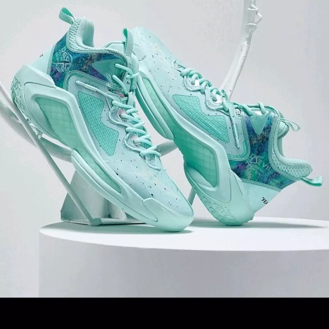 Jeremy Lin's Xtep "Fearless Devil", Men's Fashion, Footwear, Sneakers ...