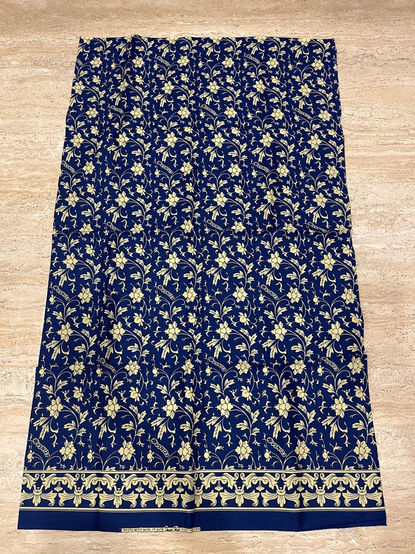 Kain Batik Danar Hadi - Biru BCA - Kembang Biru Gold, Desain ...