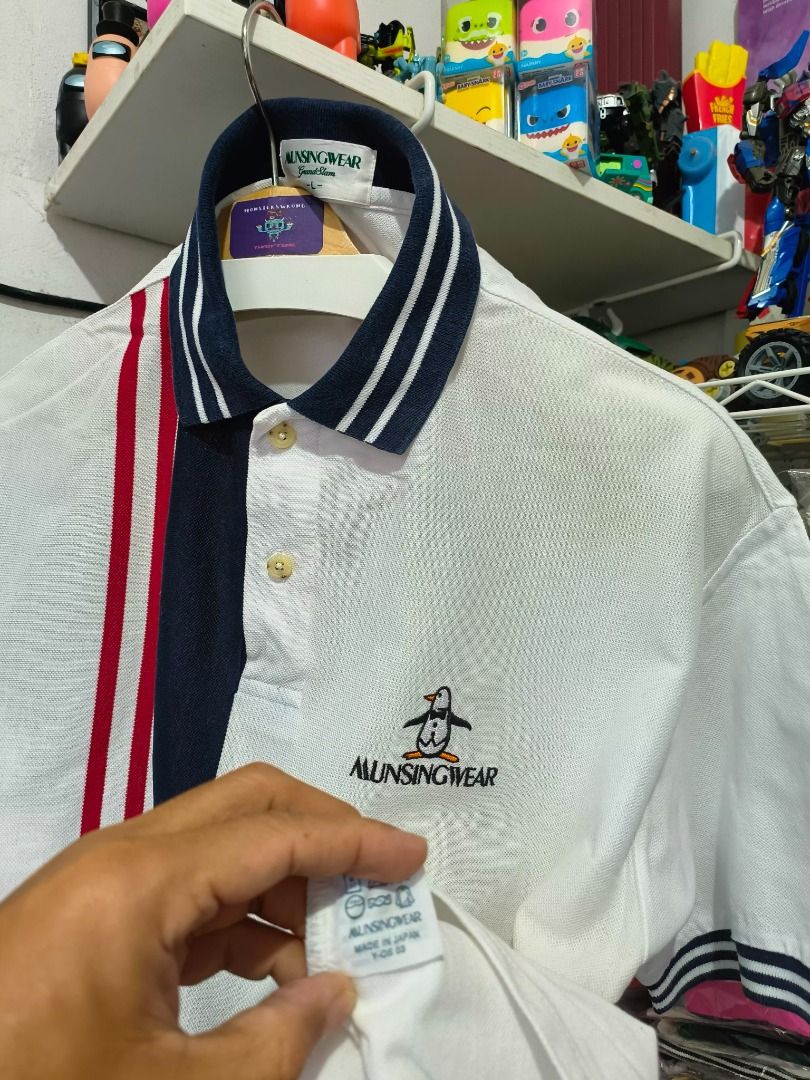 Kaos Polo Munsingwear Putih Garis Merah Biru Dongker Big Logo, Fesyen Pria, Pakaian , Atasan di ...