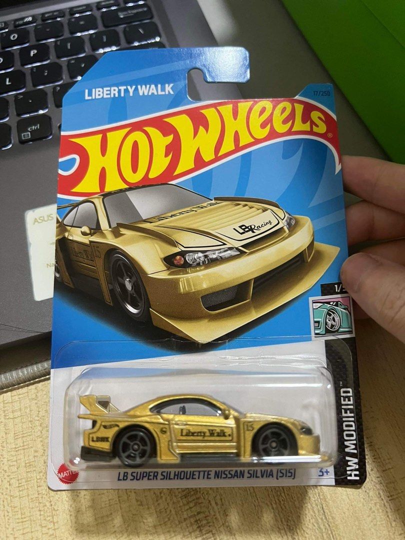 Lbwk Nissan skyline gtr-r35 white Hotwheel - s2000 , Porsche , Honda ...