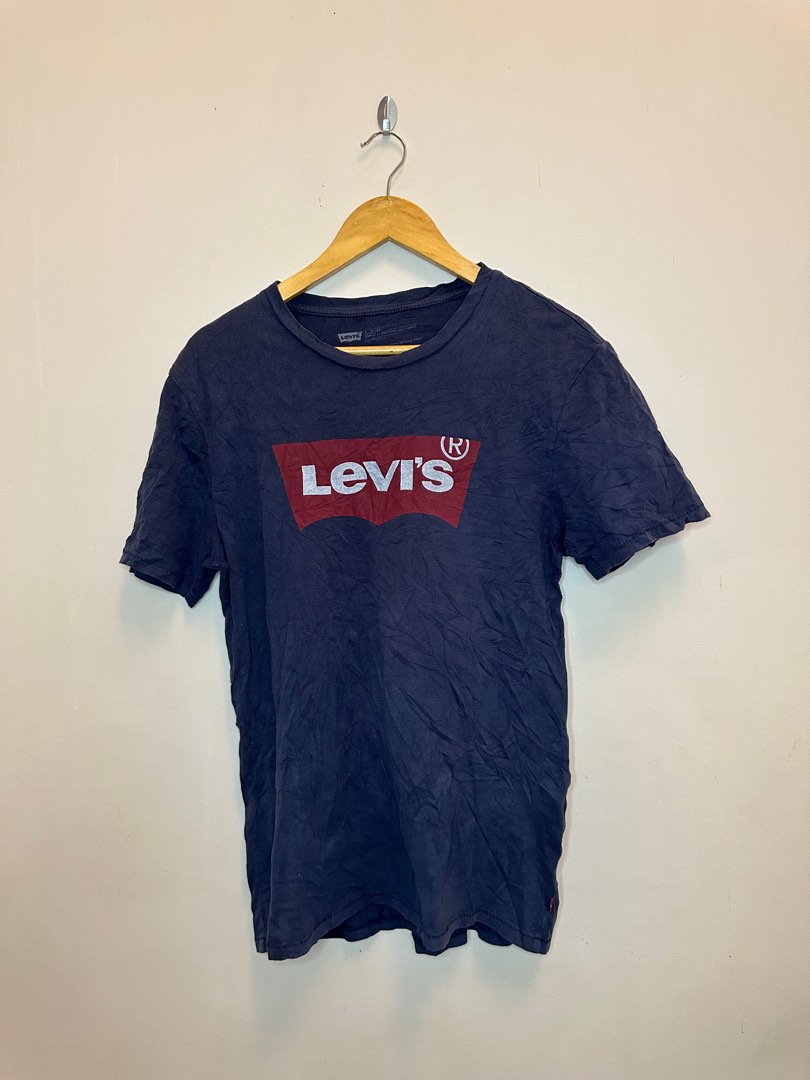 LEVIS BATWING LOGO on Carousell