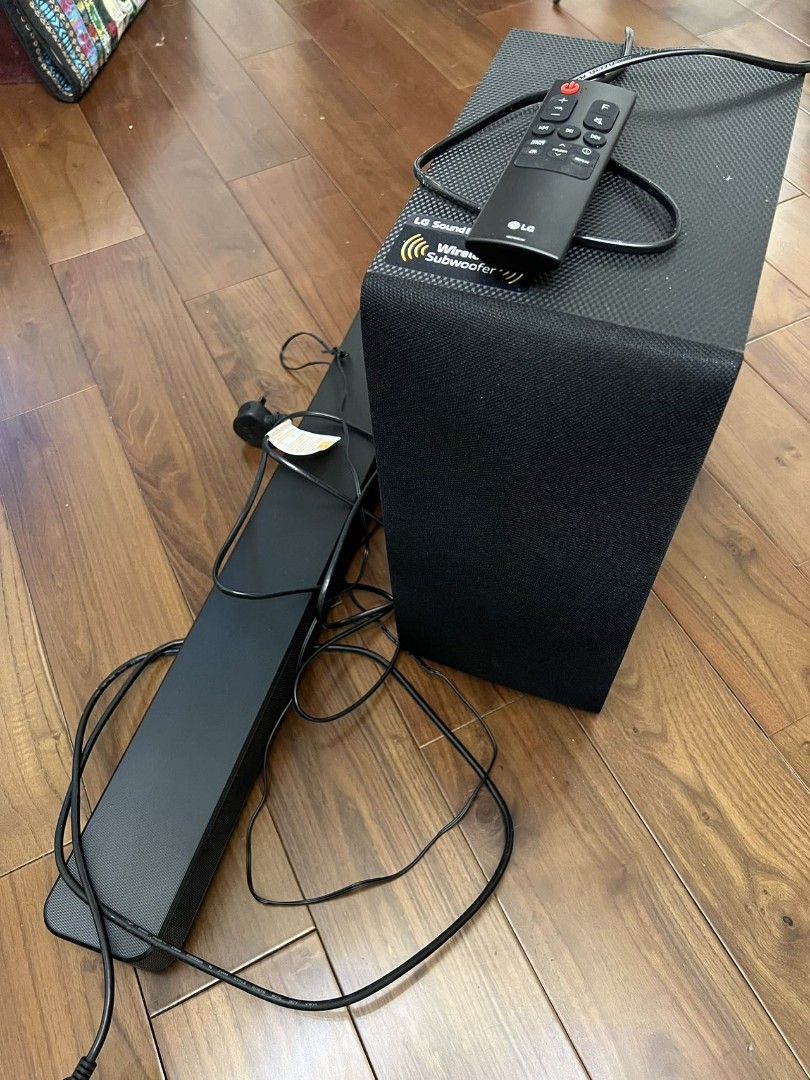 LG Wireless Sound Bar Model SN4, 音響器材, Soundbar、揚聲器、藍牙喇叭、耳擴 - Carousell