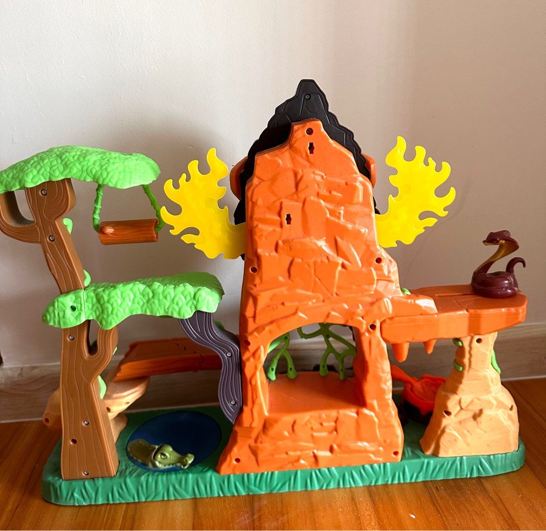 Lion Guard Defend the Pride Lands Playset, by Just Play with 2 figures ...