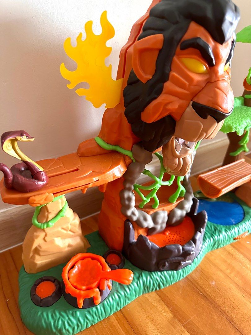 Lion Guard Defend the Pride Lands Playset, by Just Play with 2 figures ...