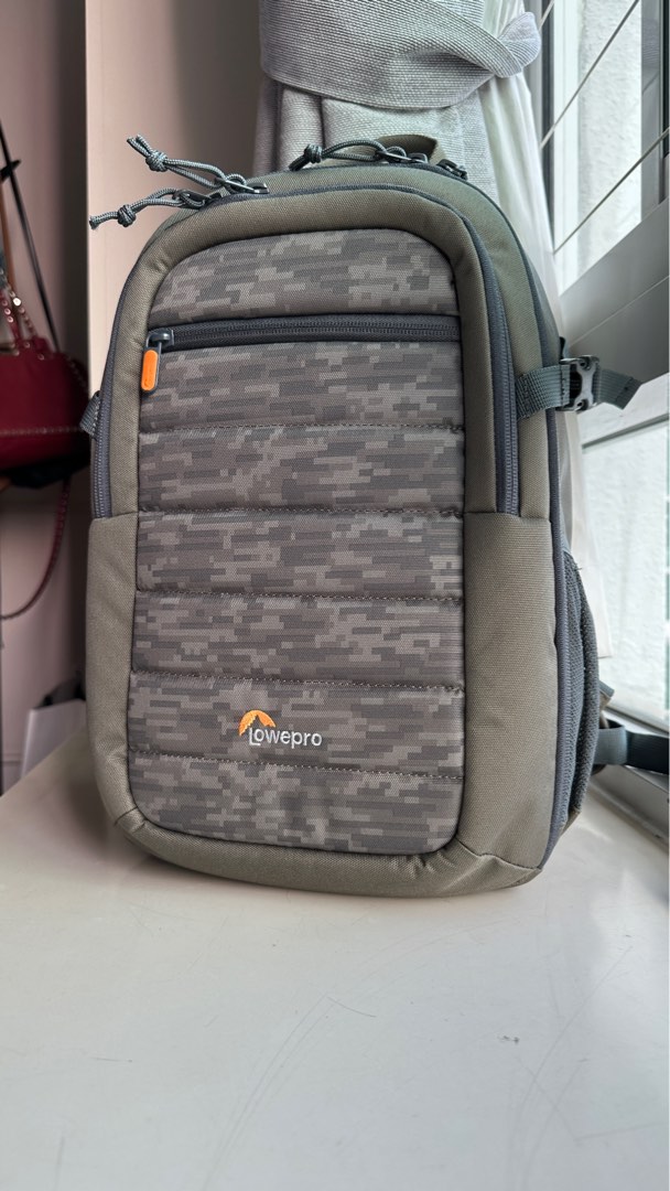 Lowepro Tahoe BP150 Backpack (Mica/Pixel Camouflage), Photography ...