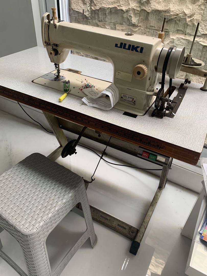 Mesin Jahit Juki DDL8100e, Desain & Kerajinan Tangan, Alat & Bahan ...
