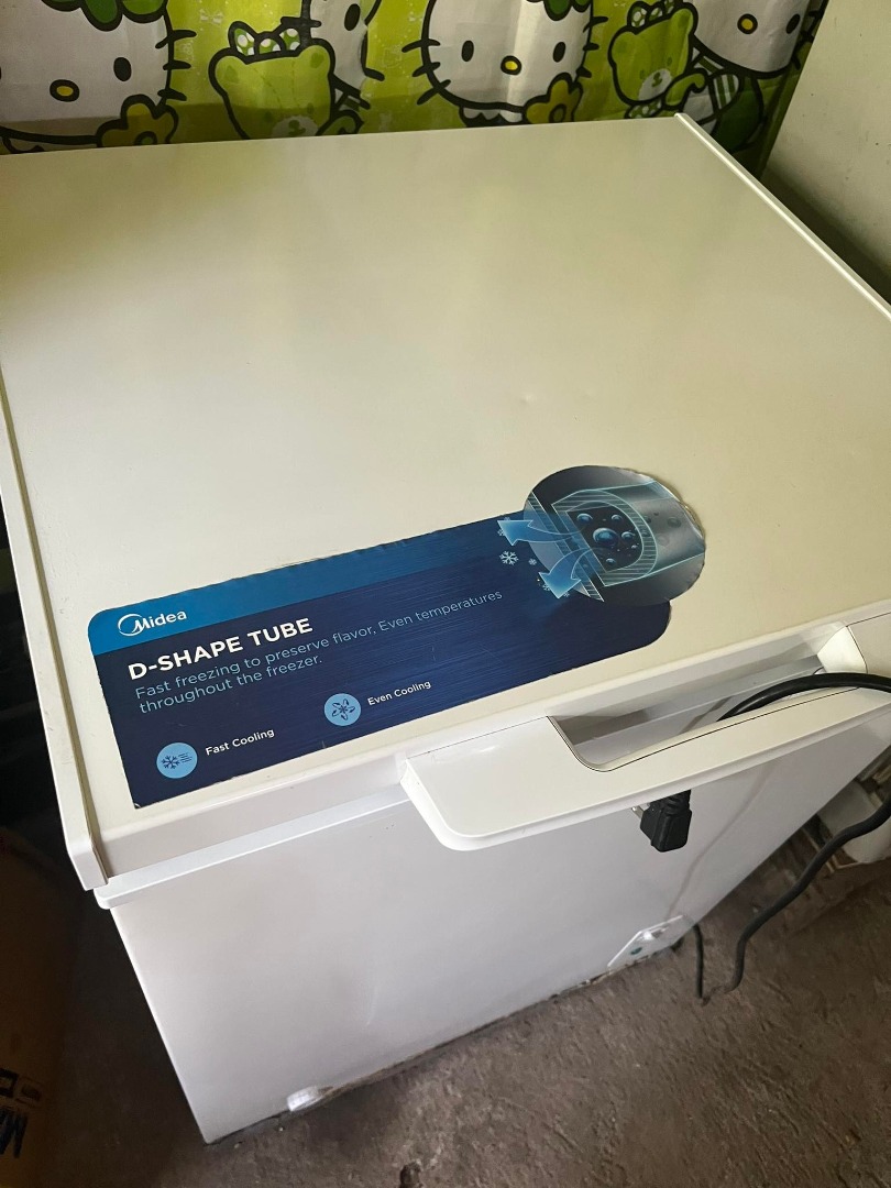 Midea chest freezer 5CF, TV & Home Appliances, Kitchen Appliances ...