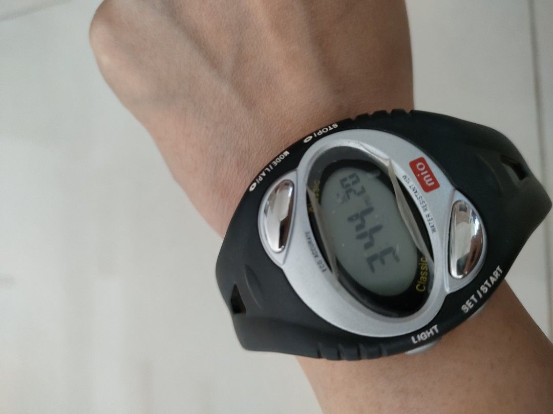 Mio Digital Sports Watch, Men's Fashion, Watches & Accessories, Watches ...