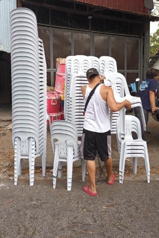 MONOBLOCK CHAIRS PANG KABUHAYAN SALE, Furniture & Home Living ...