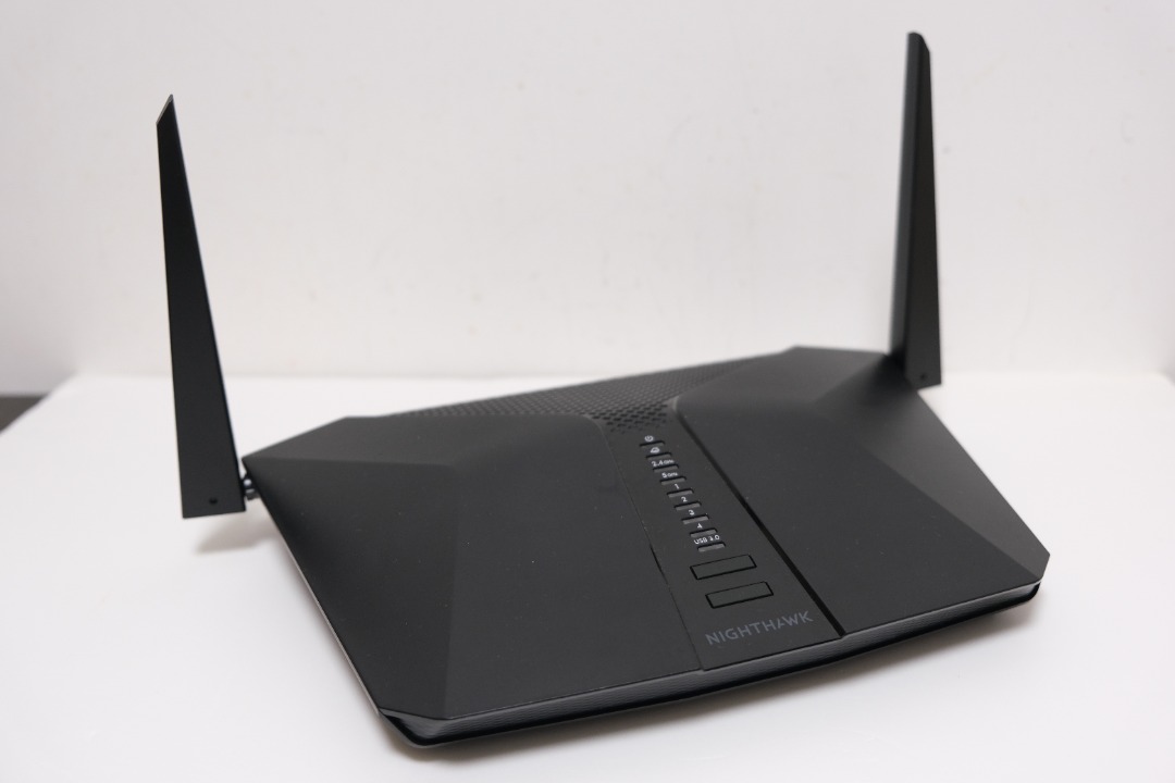 Netgear Nighthawk AX4 Wifi6 Router, 電腦＆科技, 電腦周邊及配件, Wifi及上網相關產品 - Carousell