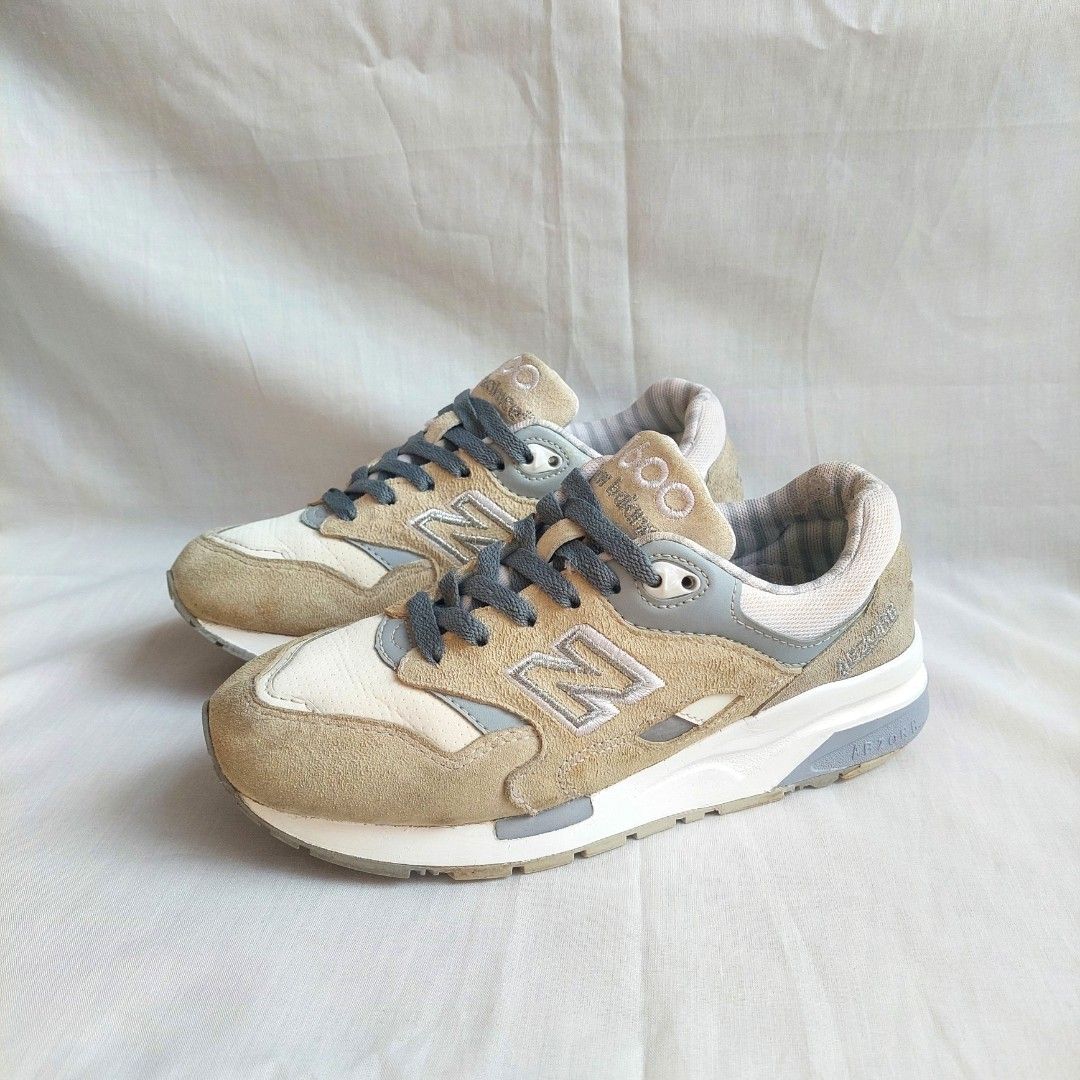 New Balance 1600, Fesyen Wanita, Sepatu di Carousell